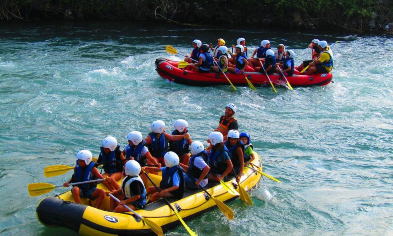 White Water Rafting: Your ultimate guide 👌 - CheckYeti Blog