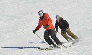 The right skiing technique: Tips & exercises for ski returnees