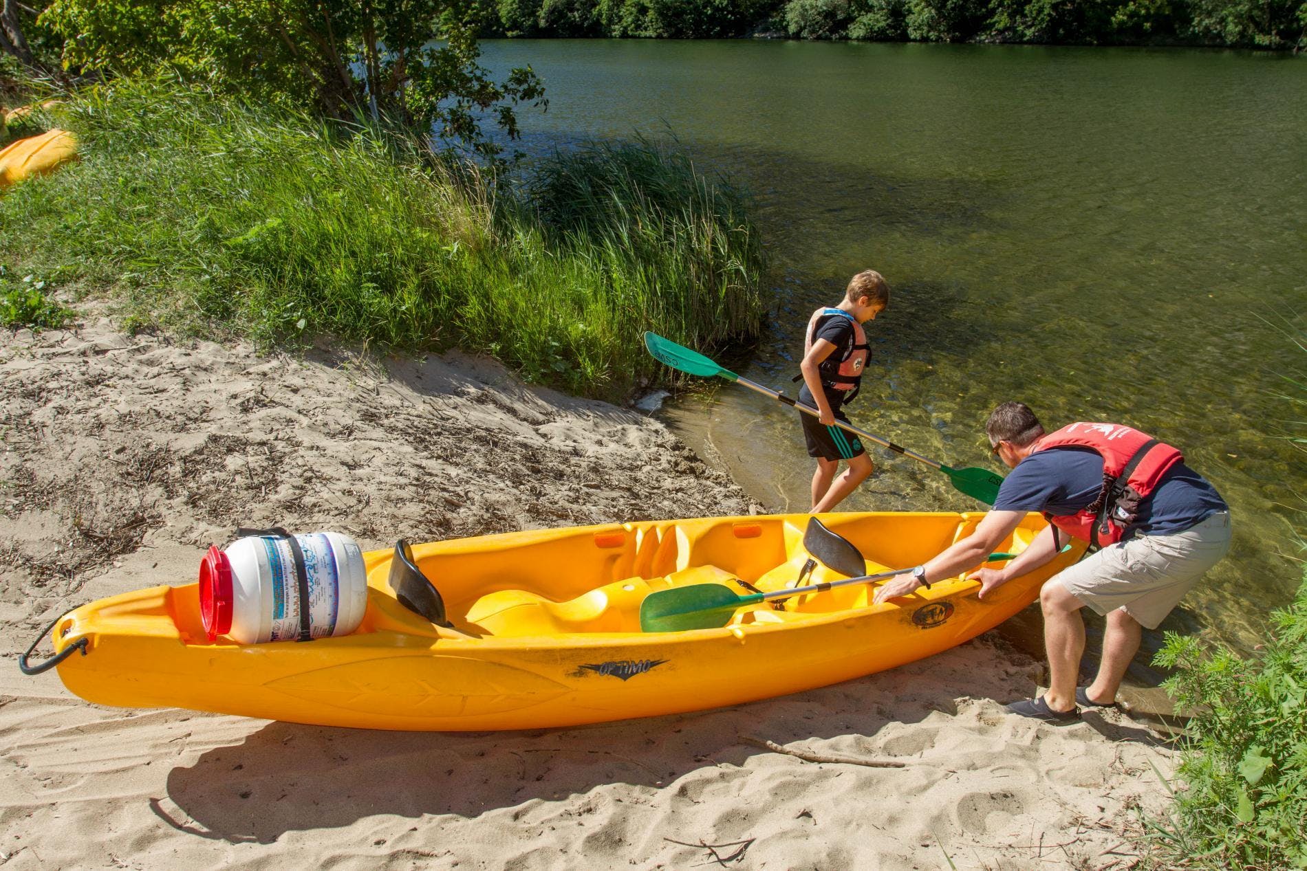 The best kayaking or canoeing tours on the Ardèche, France: an overview ...