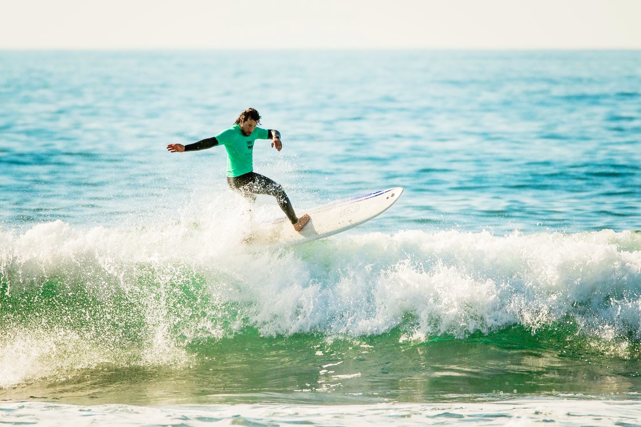 Surfing in Portugal: the 6 best spots - CheckYeti Blog