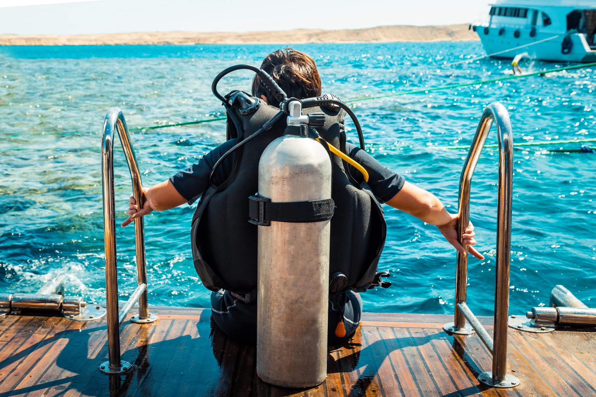 PADI & SSI: Scuba Diving Certifications explained - CheckYeti Blog